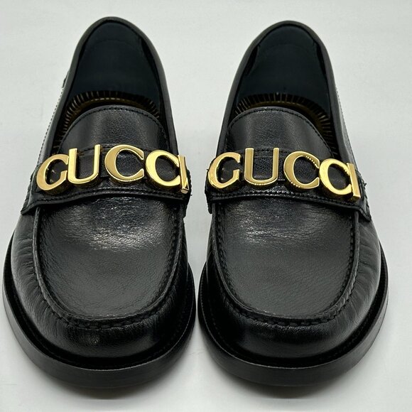 Gucci | Shoes | Gucci Cara Signature Letters Logo Leather Loafers Flat ...